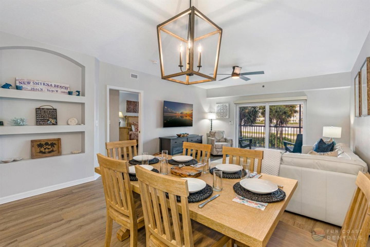 Oceanwalk Condo With Pool, Hot Tub, Tennis & Trails! Walk To No-drive Beach! - Edgewater, FL
