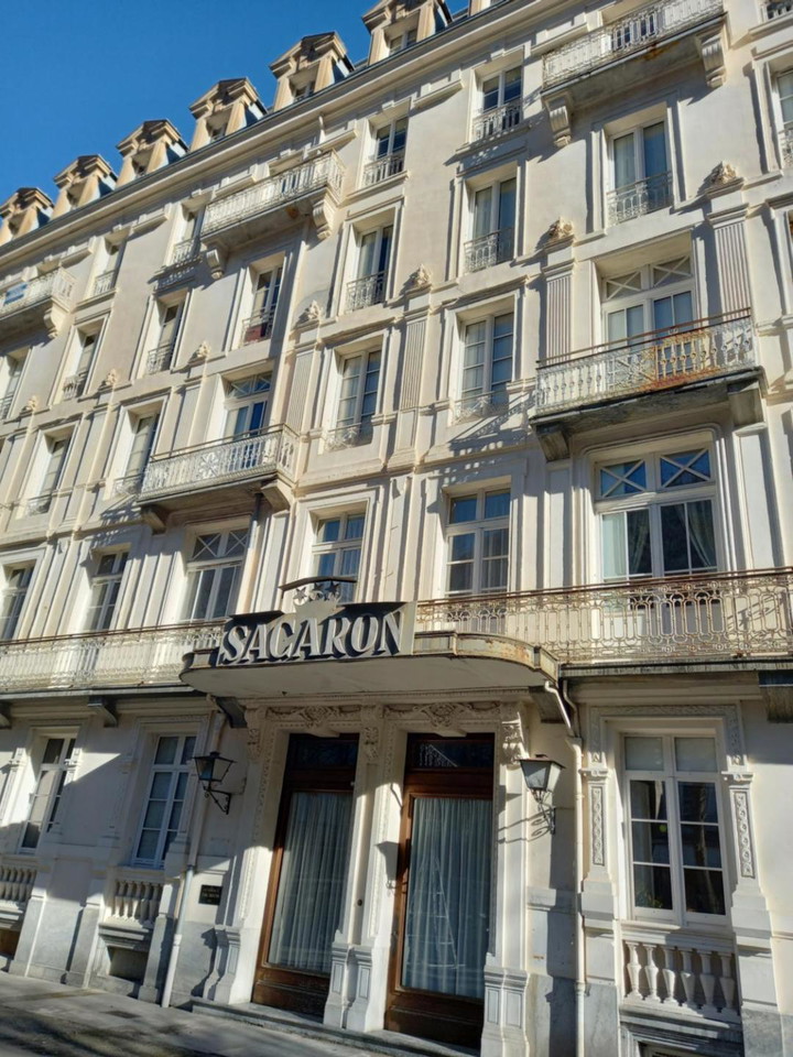 Appartement T3 Classé 2 éToiles En Hypercentre Avec Parking Privé à Luchon - Bagnères-de-Luchon