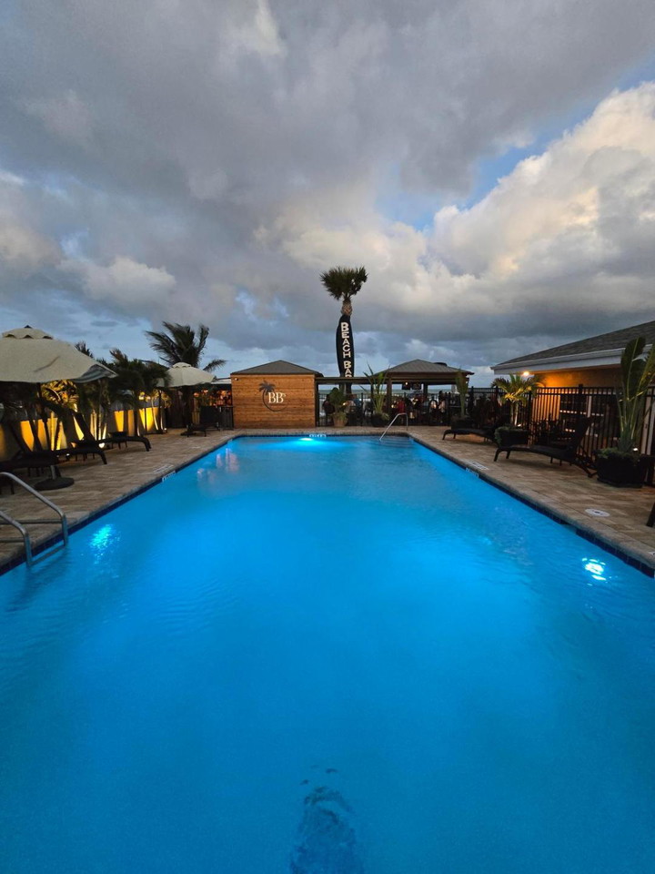 Bleu Beach Resort - Melbourne, FL