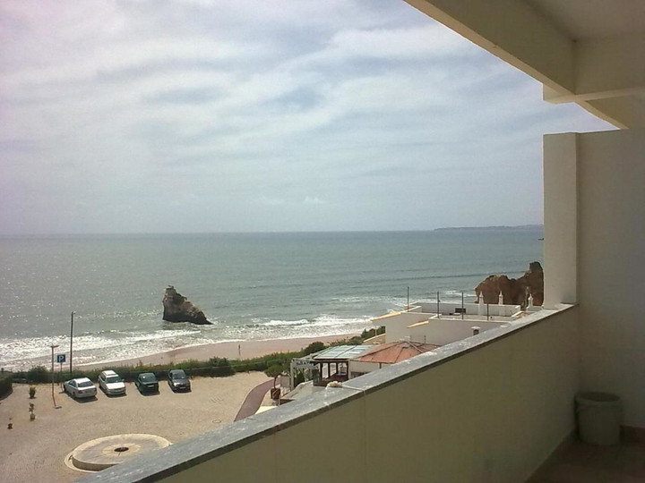 Rocha Praia Mar Beach Front Line Bay - Portimão