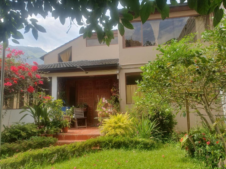Casa Con Jardin Tu Refugio - Banos