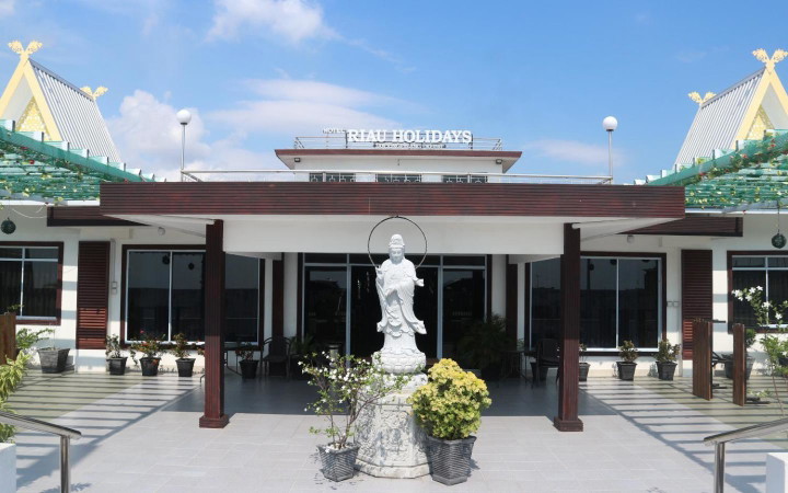 Hotel Riau Holidays - Bintan Island