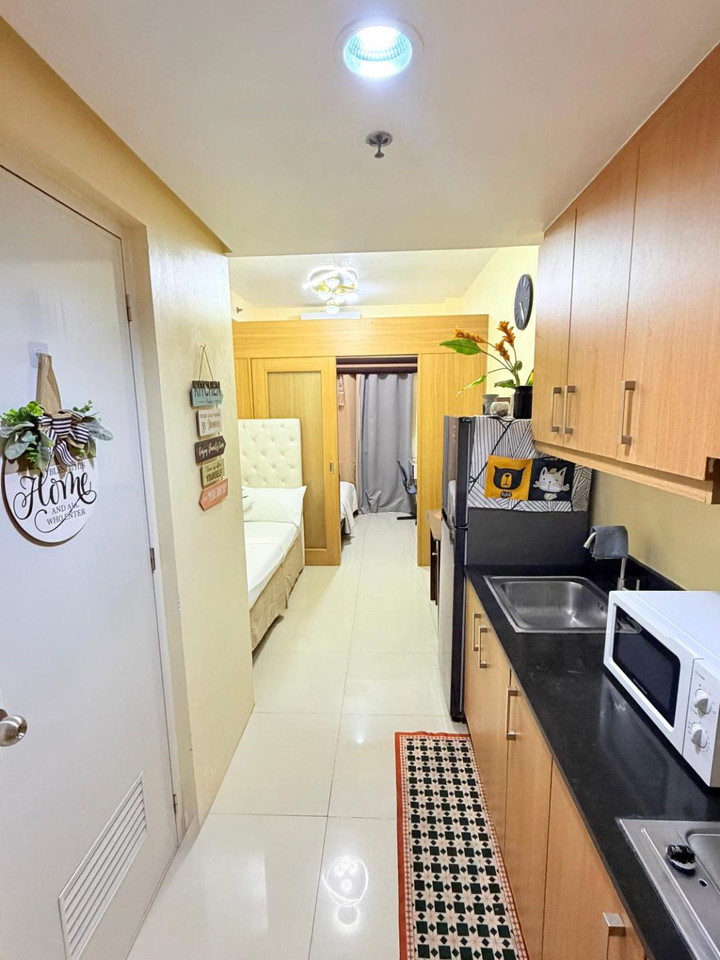 Shell Residences Condo Moa & Naia - Keith - Parañaque
