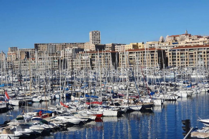 Grand Loft En Plein Coeur Du Vieux-port - Plages de Marseille Prado