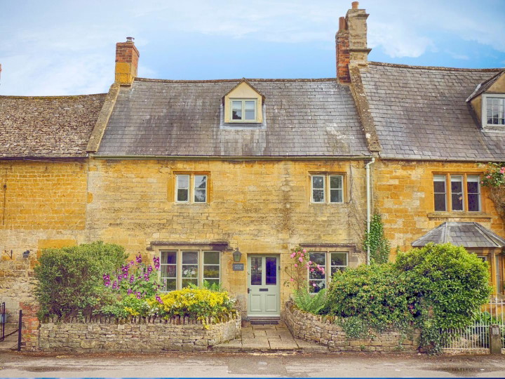 Century House - Kingham