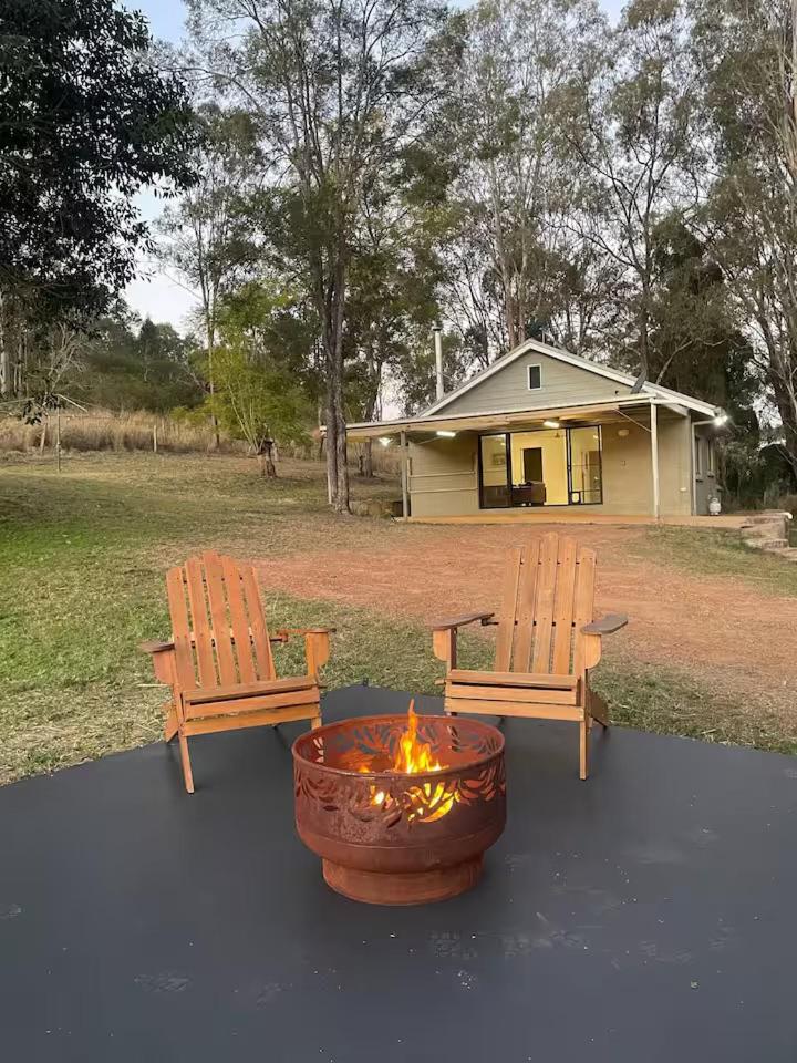 Farm Stay - 2 Bedroom Cottage - Toowoomba