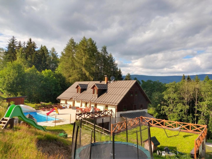 Chalupa Barborka - Národní Park Krkonoše, Sauna, Bazén, Dětské Hřiště, Gril, 6 Pokojů, Kuchyň, Společenská Místnost S Krbem - Chequia