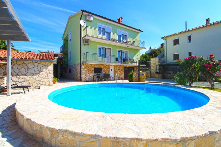 Apartments Ivanka 1056 - Pula