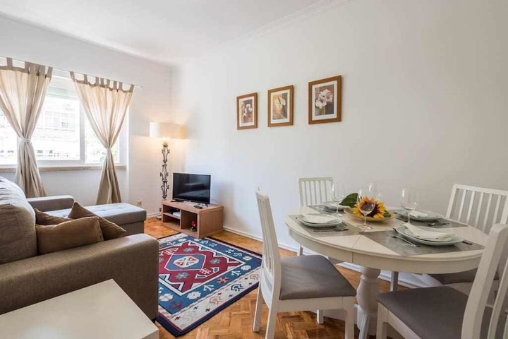 Apart Lisboa Confortavel 2 Quartos Com Terraço - Amadora