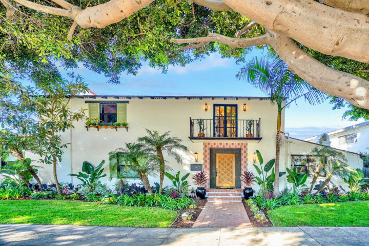 Villa Encanto- Luxe Spanish Villa With 6 King Bedrooms, Courtyard And New Game Room - Long Beach, CA
