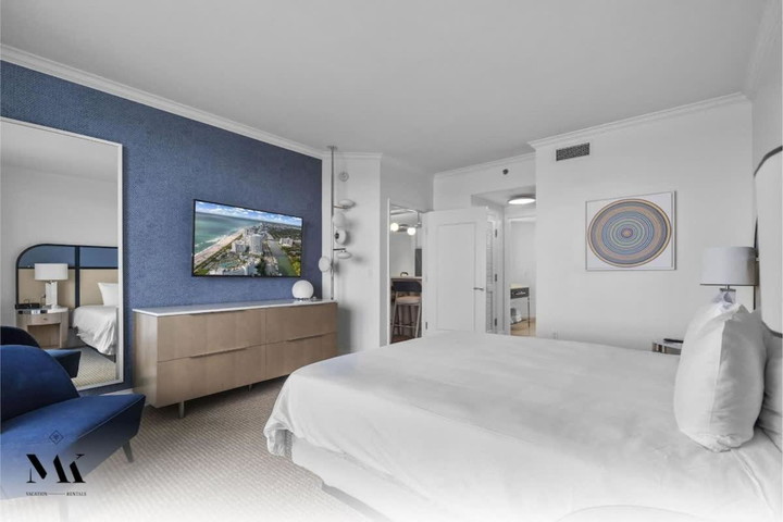 Fontainebleau 1br Low Floor With Ocean & Resort View - Miami Beach, FL