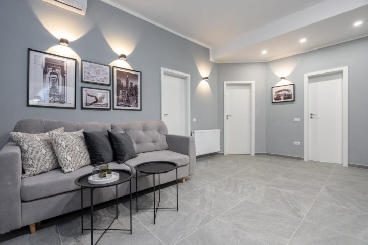 Cityscape 4bdr Apartament In Piață Universității - Bucarest