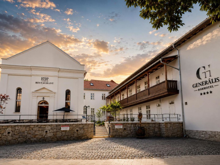 Generalis Wine Hotel - Tokaj