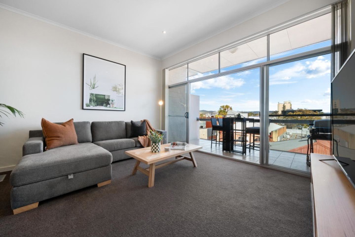 Helena House - A Spacious Urban Retreat - Stirling