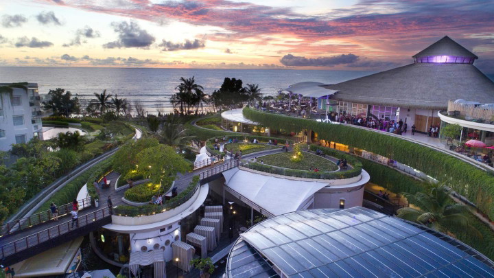 Yello Hotel Kuta Beachwalk Bali - Denpasar