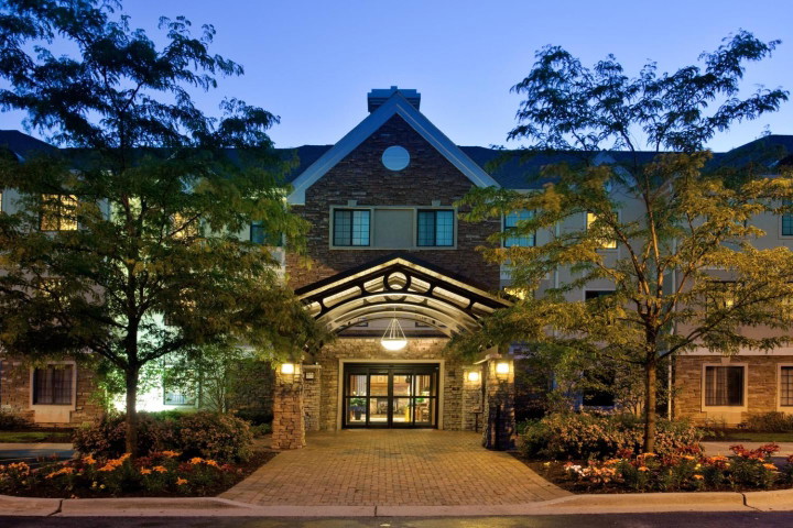 Staybridge Suites Lincolnshire By Ihg - Highland Park, IL