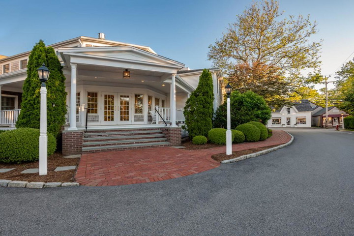 Chatham Wayside Inn - Chatham, MA