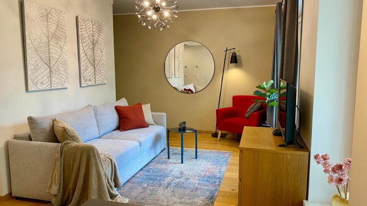 Charming City Centre Apartment With Free Parking And Spacious Balcony - Estonia