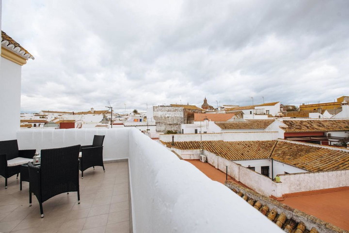 Piso Con Terraza Y Vistas Espectaculares - Carmona