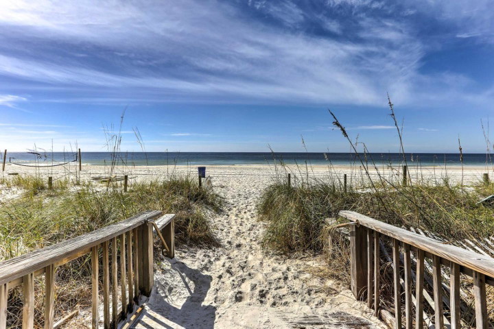 Coastal Florida Abode W/ Pool Access & Ocean Views - Panama City Beach, FL