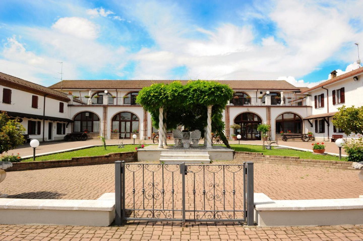 Il Carrettino Country Hotel - Tortona