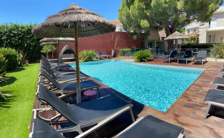 Hôtel Neptune - Balaruc-les-Bains