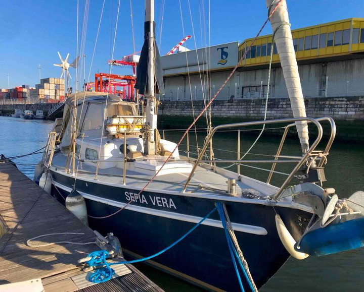 Cozy Lisbon Marina Sleepaboard - Sail Away - Lisboa