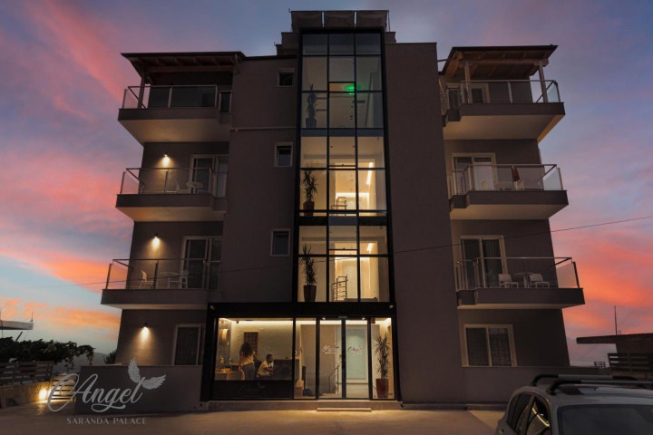 Angel Saranda Palace - Arnavutluk