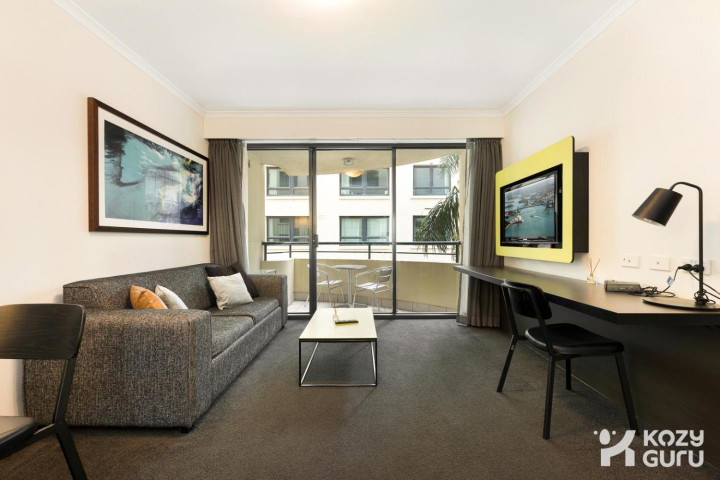 Kozyguru | Parramatta | Convenient 1r City Escape - Auburn