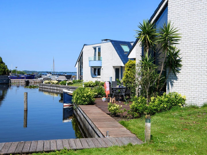 Spacious Villa In Loosdrecht With Terrace - Zeist