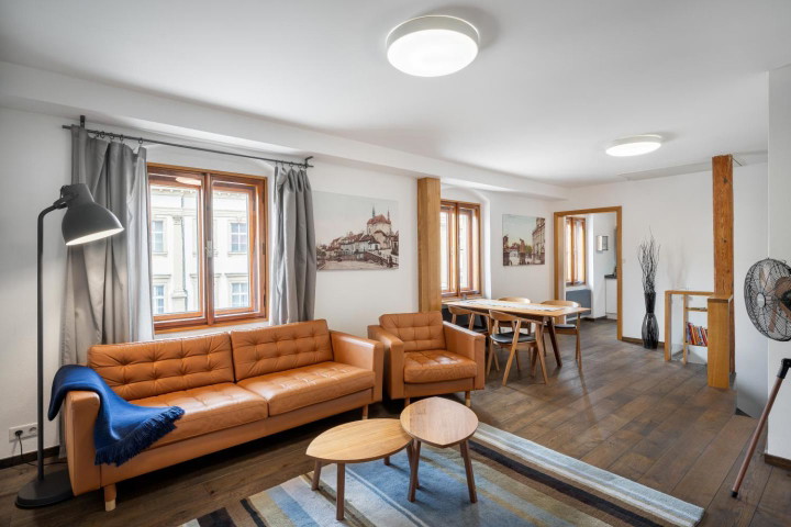 Modern Apartment In A Picturesque 15th-century Building - Prag