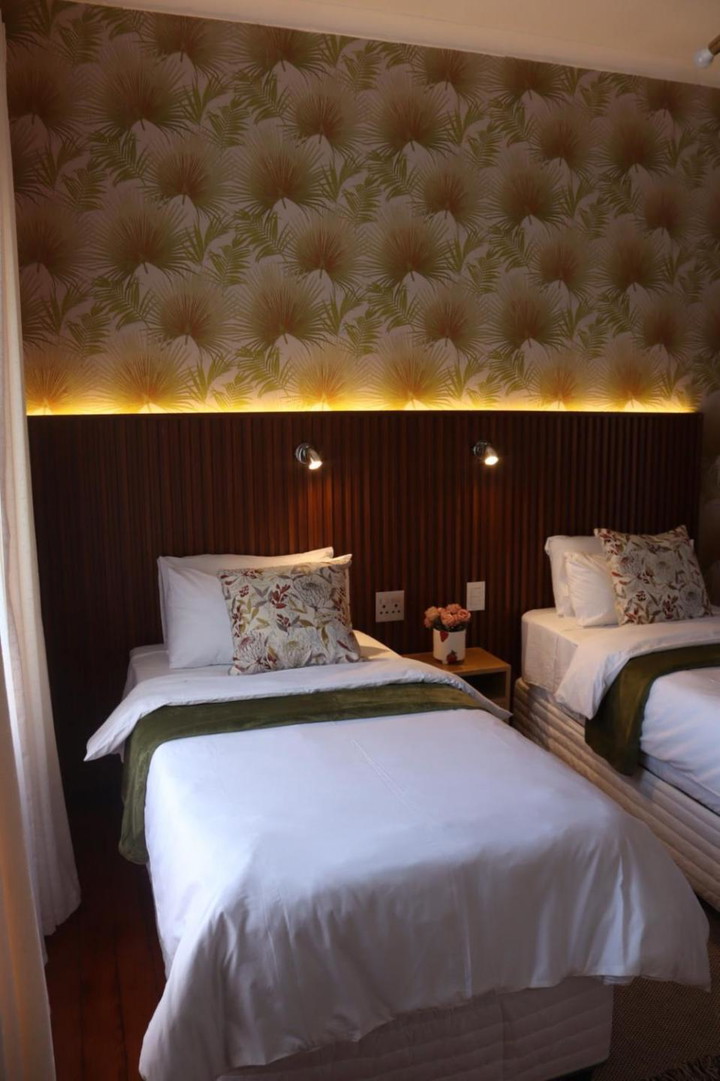 Townside Estate Room Number 10 - Ladysmith