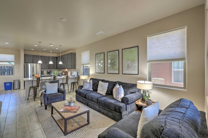 Centrally Located Flagstaff Vacation Home W/ Patio - Flagstaff, AZ