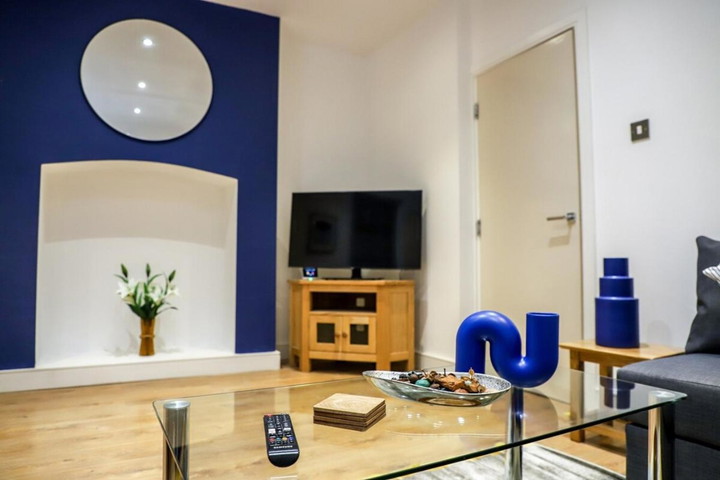 New- Modern 2br Apt Wifi Sleep5 City Centre - Derbyshire