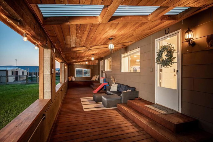 The Charming Cowboy House - Ellensburg, WA