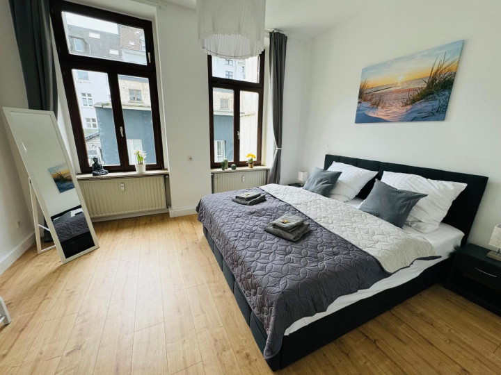 Neu Und Modern - 2 Schlafzimmer - Arbeitsplatz - Nespresso - Wuppertal