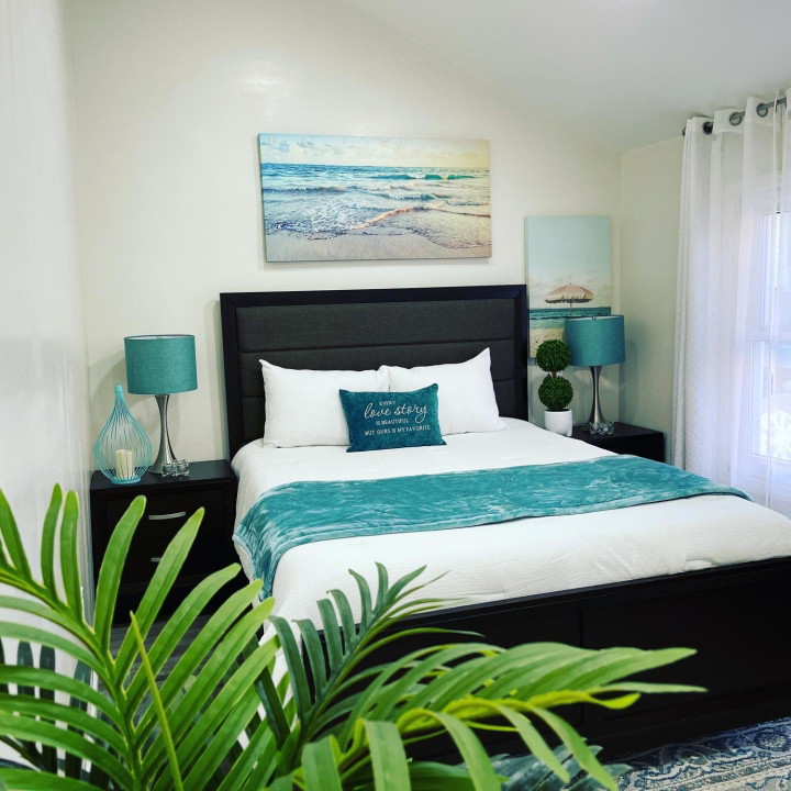Water Canal Villa Salgado - Long Beach, NY