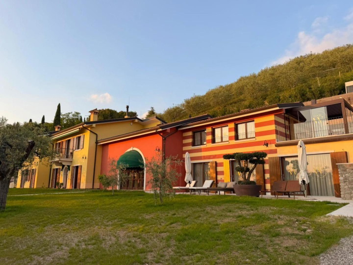 Wanderlust Oasi, Countryside Apartments - Bardolino, Lago Di Garda - Verona - With Parking In The City Center - Garda