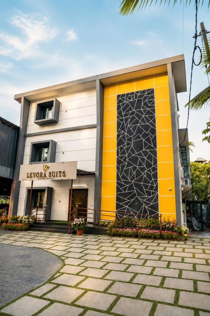 Levora Suits - Changanassery