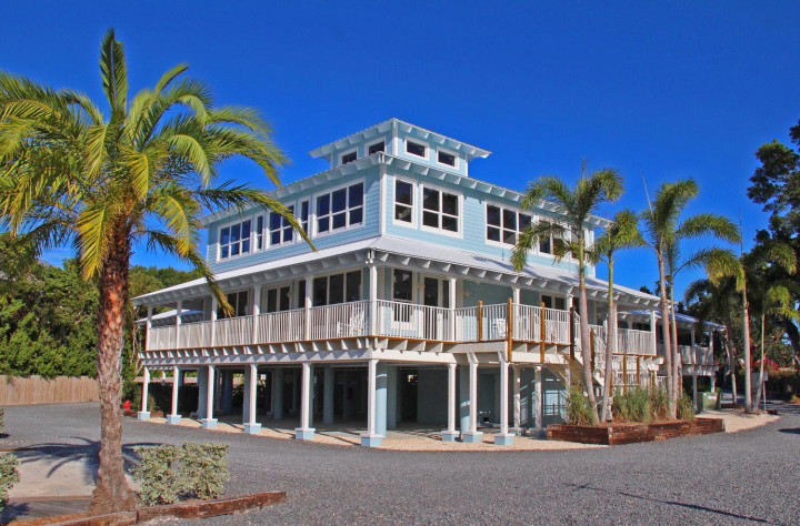 Dolphin Point Villas - Key Largo
