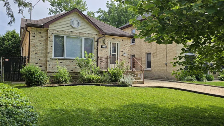 Spacious, Peaceful & Perfectly Located - 4br,3ba - London