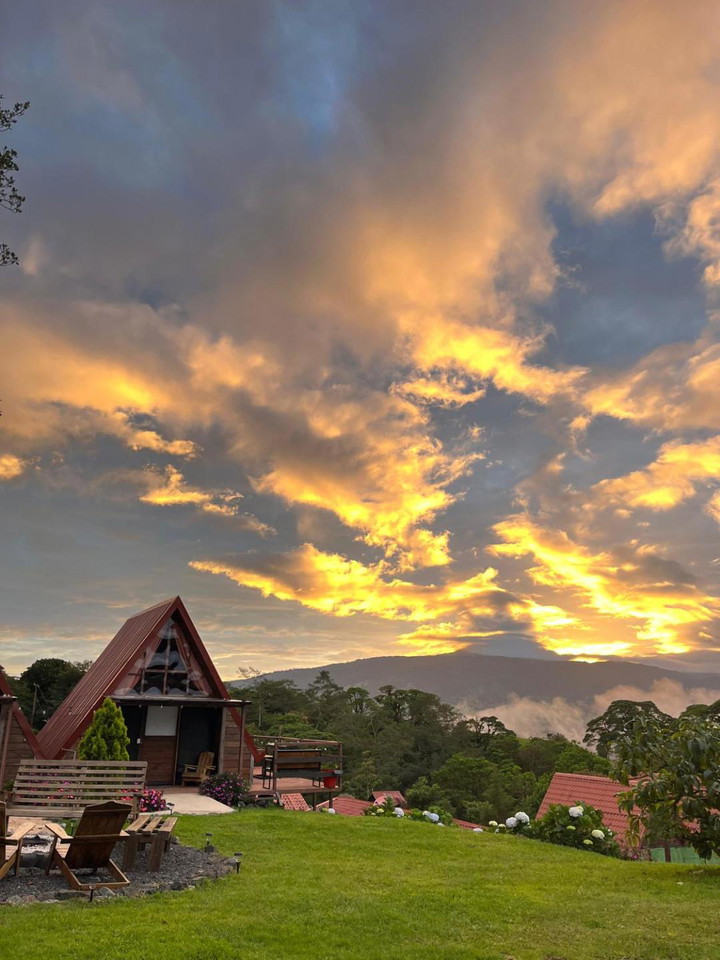 Chalets Vistas Del Poas - Costa Rica