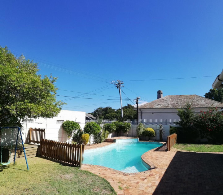 Coons Cove -
