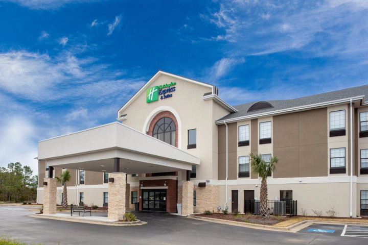 Holiday Inn Express & Suites - Morehead City By Ihg - Pine Knoll Shores, NC