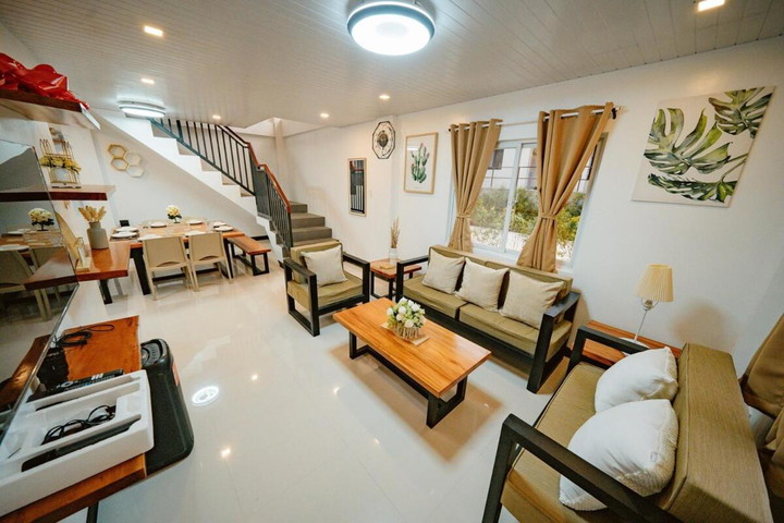 Twin Residences With Jacuzzi In Tagaytay Casa Renee - Tagaytay