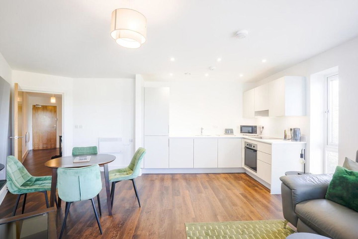 Spacious Modern Apartment Near Bicester Village - Bicester