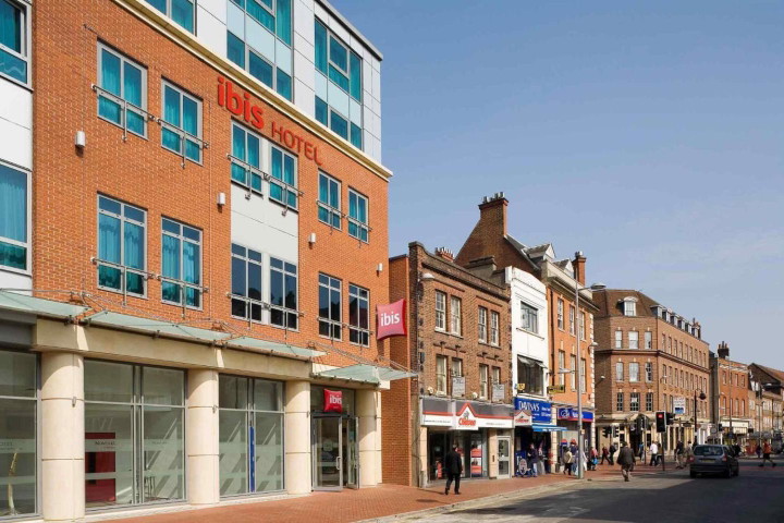 Ibis Reading Centre - Berkshire