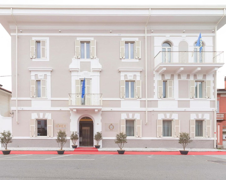 Doride Suites Boutique Hotel - Carrara