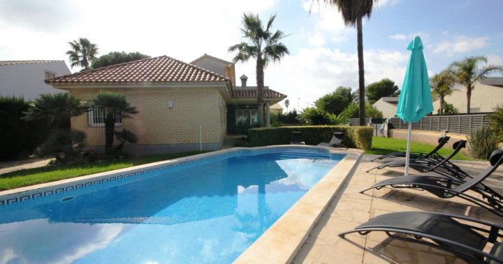 Villa Lluna - Catalonia