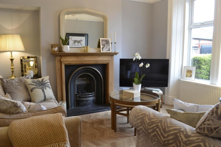 Stunning Period Townhouse With Garden, Walking Distance To Town - Scotland